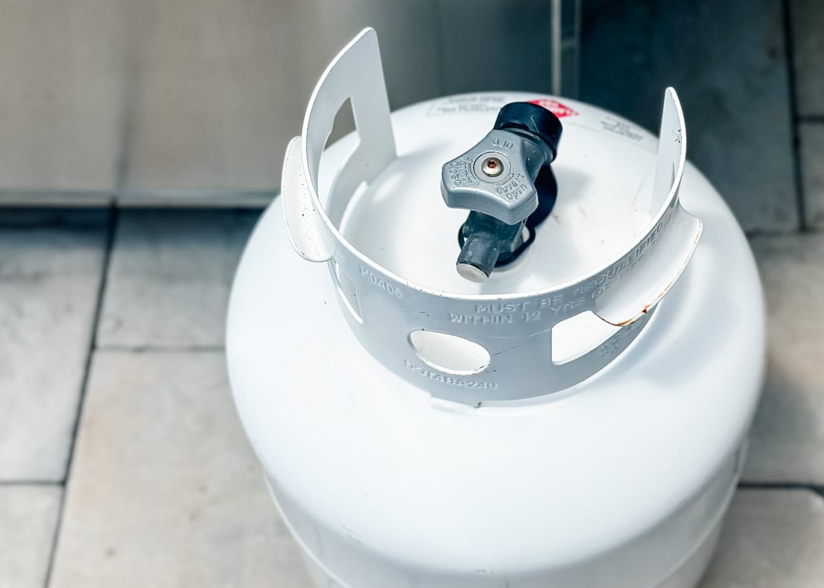 Grilling Safety 101: Tips For a Safe Outdoor Cooking Experience ...